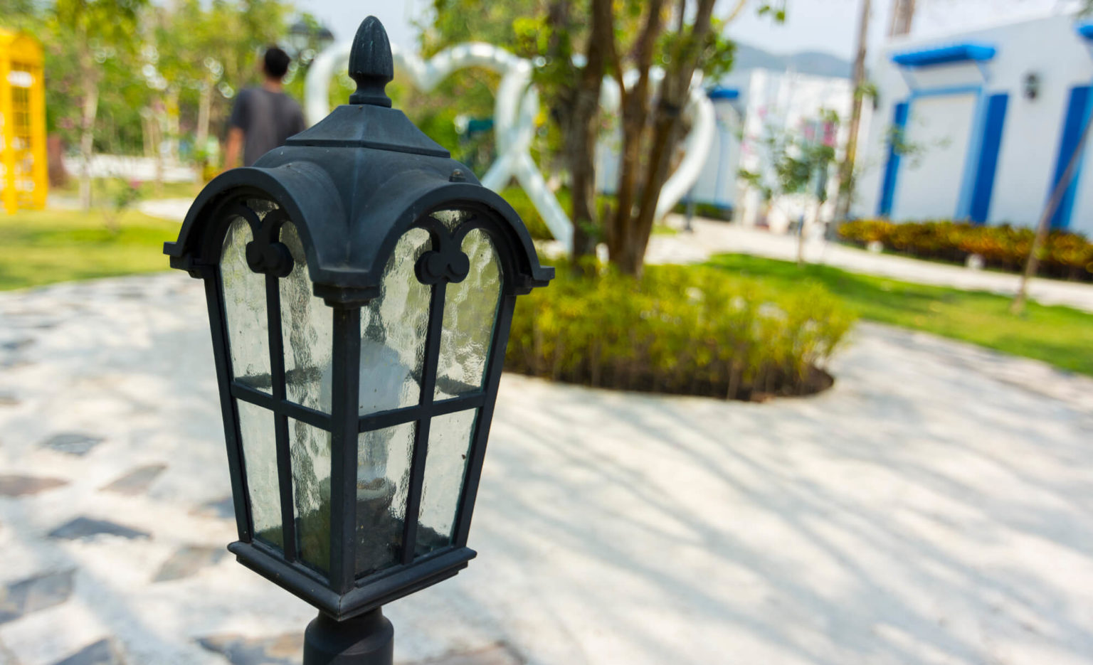 Best Solar Post Lights for 2024 - Post Lights for Stylish and ...