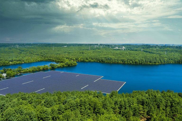 Offshore Solar Farms - Solar Panels Network